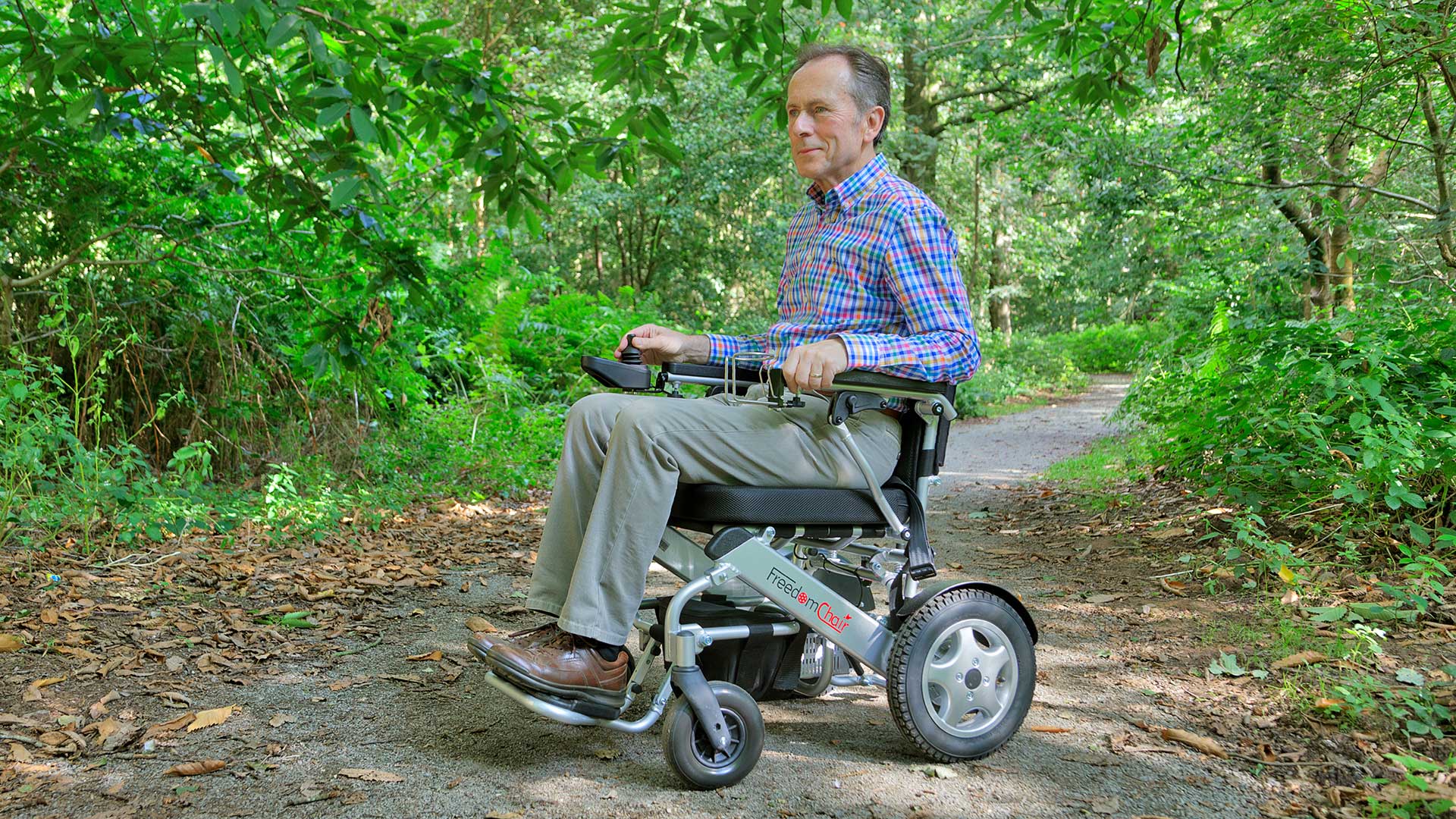 Lightweight folding electric wheelchairs | Freedom Chair | Rollator